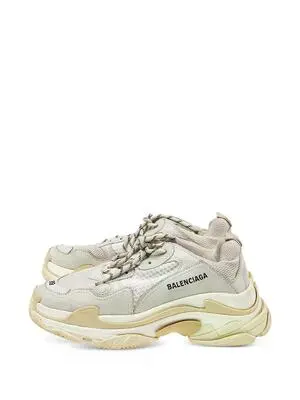 Balenciaga Triple S Low-top Sneakers - Neutrals