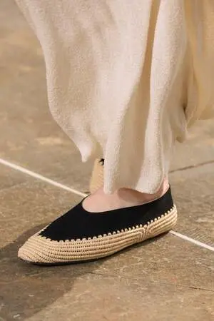 Gabriela Hearst Strength Flat Shoe In Suede And Raffia