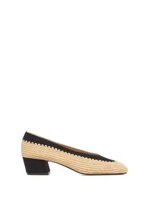 Gabriela Hearst Strength Pump In Suede And Raffia