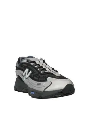 NEW BALANCE Low-top Sneakers - Black