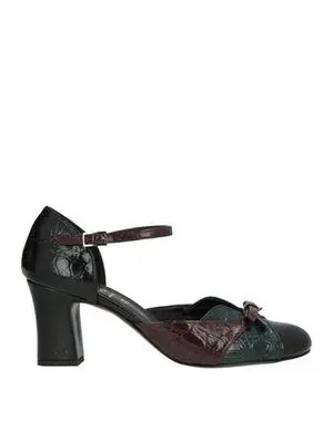 OVYE Leather Pumps With Bow Detailing