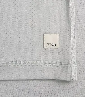 Vuori Tradewind Performance 2.0 Crewneck T-shirt - Grey