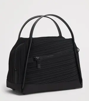 Issey Miyake Bias Pleats Top-handle Bag - Black