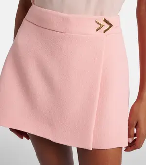 Valentino Garavani Virgin Wool Crêpe Miniskirt - Pink