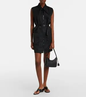 Prada Re-edition 2005 Leather Shoulder Bag