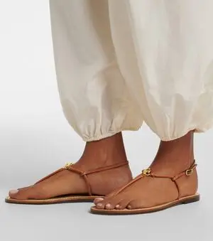 AMANU Naivasha Leather Thong Sandals - Brown