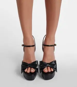 Valentino Garavani Leather Platform Sandals With Bow Detailing - Black