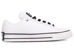 CONVERSE Chuck Taylor All Star Low Top Sneakers