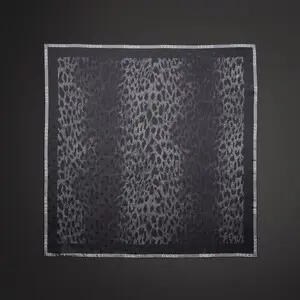 Gucci Printed Silk Twill Carr - Black