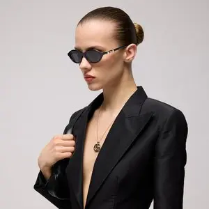Gucci Oval-frame Sunglasses With Horsebit Detail - Black