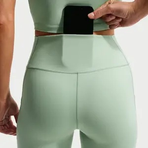 Nike High-waisted 8" Biker Shorts With Pockets
