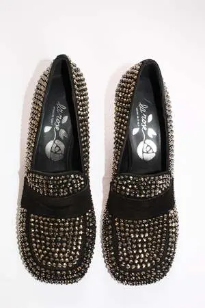 LA ROSE Heeled Loafers With Crystal Embellishments