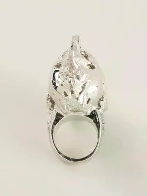 Alexander McQueen Ivy Skull Cocktail Ring - Metallic