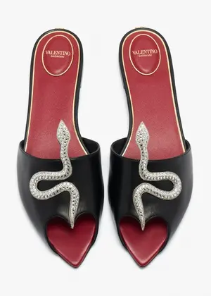 Valentino Garavani Coeur Vipère Slide Sandals In Kidskin - Black