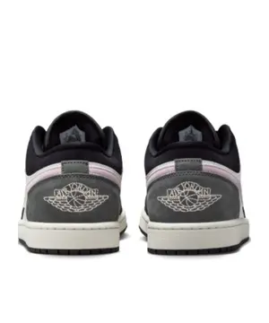 Nike Jordan 1 Low Se Sneakers