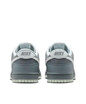 Nike Dunk Low Retro Sneakers - Gray
