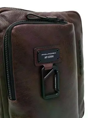 PIQUADRO Logo Plaque Messenger Bag - Brown