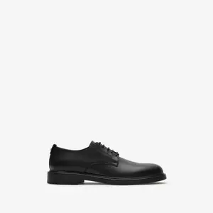 Burberry Leather Pembroke Derby Shoes