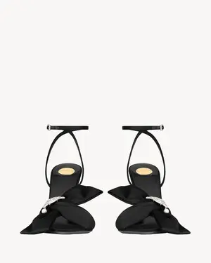 Saint Laurent Embellished Bow Heeled Pumps - Black