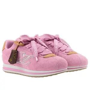 LOUIS VUITTON X J-hope Buttersoft Sneaker - Pink