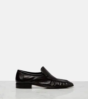 THE ROW Soft Ruched Leather Loafers - Brown