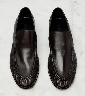 THE ROW Soft Ruched Leather Loafers - Brown