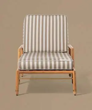 BUSINESS & PLEASURE The Wes Sun Lounger