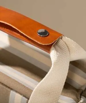 BUSINESS & PLEASURE The Wine Cooler Tote Bag