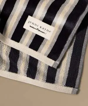 BUSINESS & PLEASURE The Beach Towel