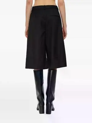 GESTUZ Pleated Wide-leg Shorts