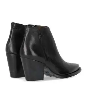 Duccio Del Duca Texan Ankle Boots