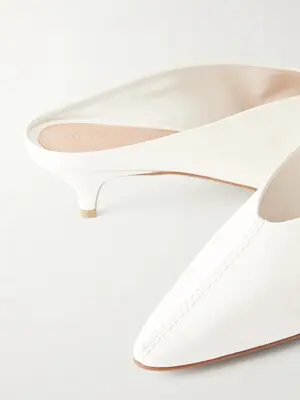 Bottega Veneta Vesta Leather Mules - White