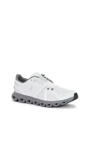 On 6 Sneakers - Wolf & Rock