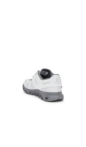 On 6 Sneakers - Wolf & Rock