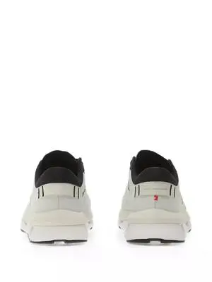 On Cloudze Sneakers