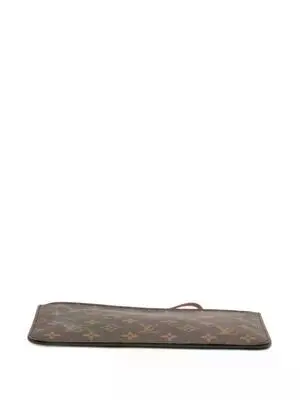 LOUIS VUITTON 2017 Monogram Neverfull Mm Pouch
