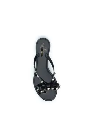 Valentino Garavani Rockstud Pvc Flip-flop Sandals - Black