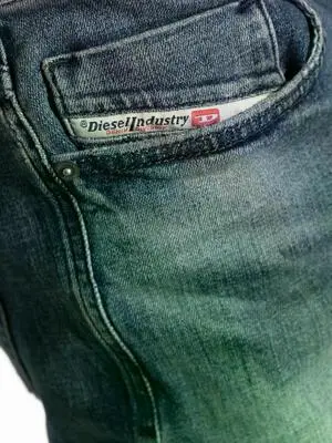 DIESEL® 1979 Sleenker Jeans