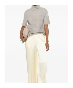 Soft Goat Cashmere Turtleneck Sweater - Nude