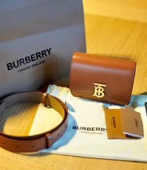 Burberry Tb Logo Wallet