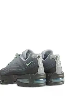 Nike Max 95 Sneakers