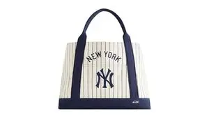 Kith X New York Yankees Pinstripe Tote Bag - Sandrift