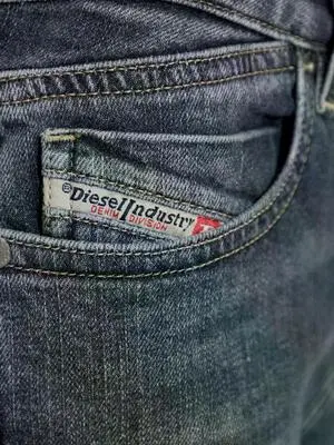 DIESEL® 1992 D-jiann-rs Slim Fit Jeans