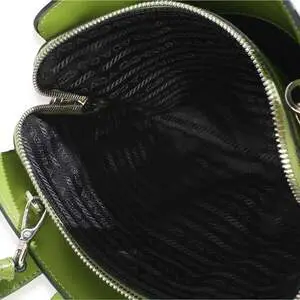 Prada Brushed Leather Re-edition 1995 Bag - Green