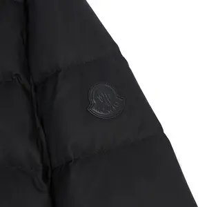 Moncler Bissettes Short Down Jacket With Stand Collar And Leather Logo - Black