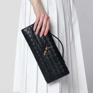 Bottega Veneta Andiamo Clutch With Handle
