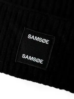 SAMSOE SAMSOE Logo Patch Ribbed Knit Beanie