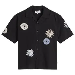 WAX LONDON Didcot Round Applique Vacation Shirt