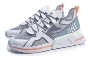 LI-NING 001 T1000 Low Sneakers - Default Colorway