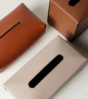 GIOBAGNARA Leather Tissue Holder